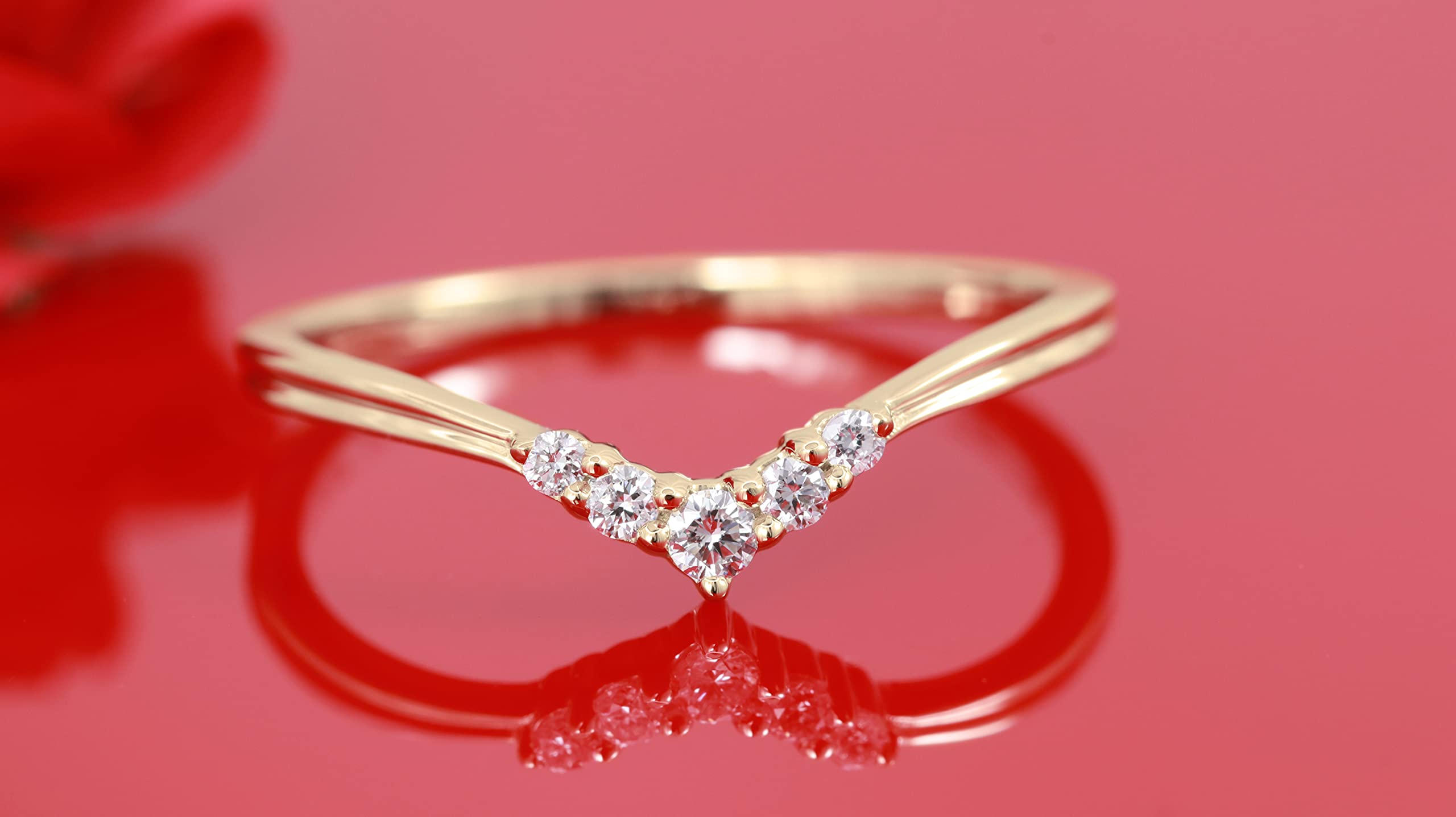 Dazzlingrock Collection 0.13 Carat (ctw) Round White Diamond Five Stone V Shaped Chevron Wedding Stackable Band | 10K Yellow Gold, Size 7.5