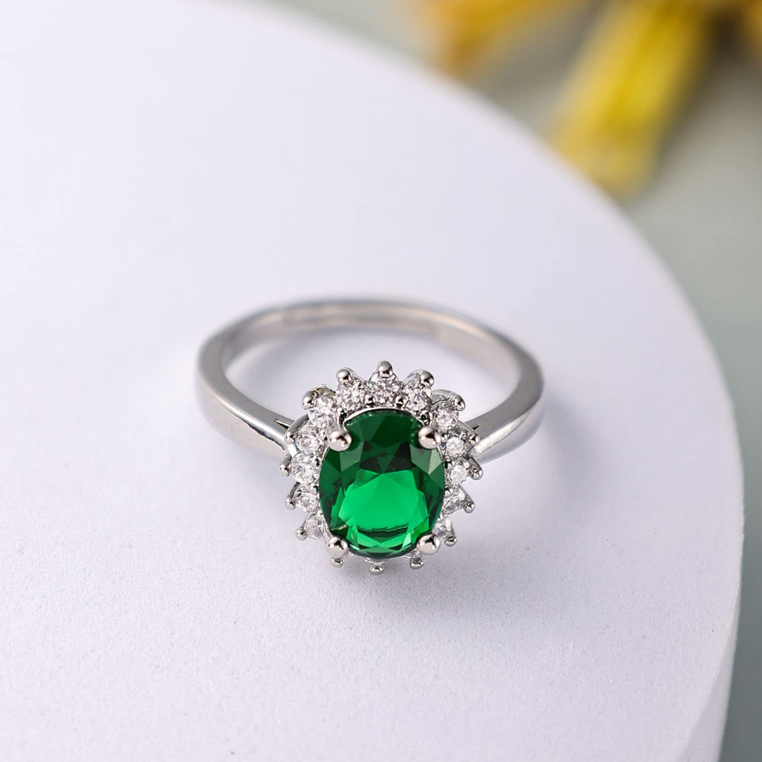 FADISH Gemstone Birthstone Sapphire Emerald Halo Statement Engagement Rings for Women, Anniversary 925 Sterling Silver Promise Rings for Her (Green)