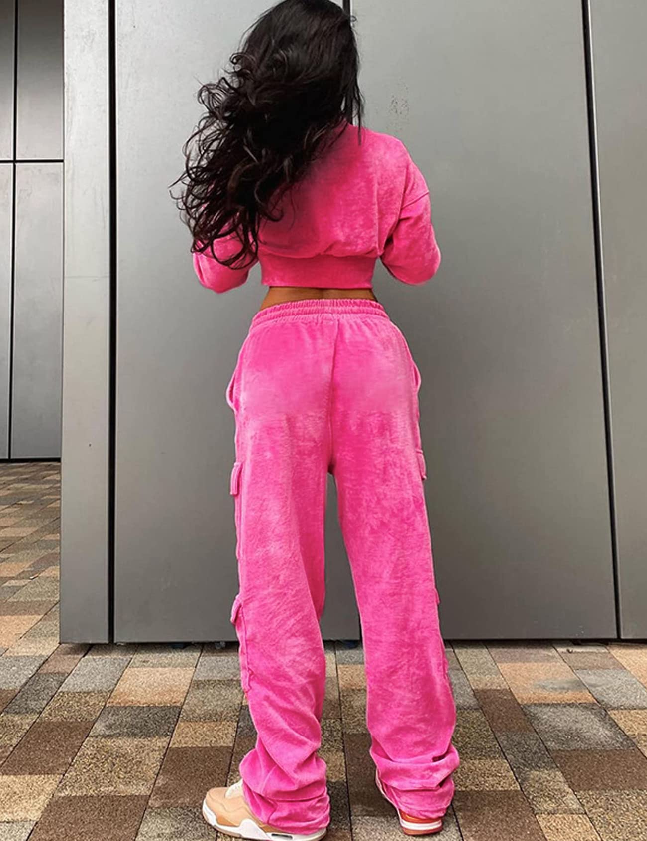 Flygo Velour Jacket Long Sleeve Short Coats Zip Up Sweatshirts Lightweight Velvet Sweatsuit for Women(Pink-L)
