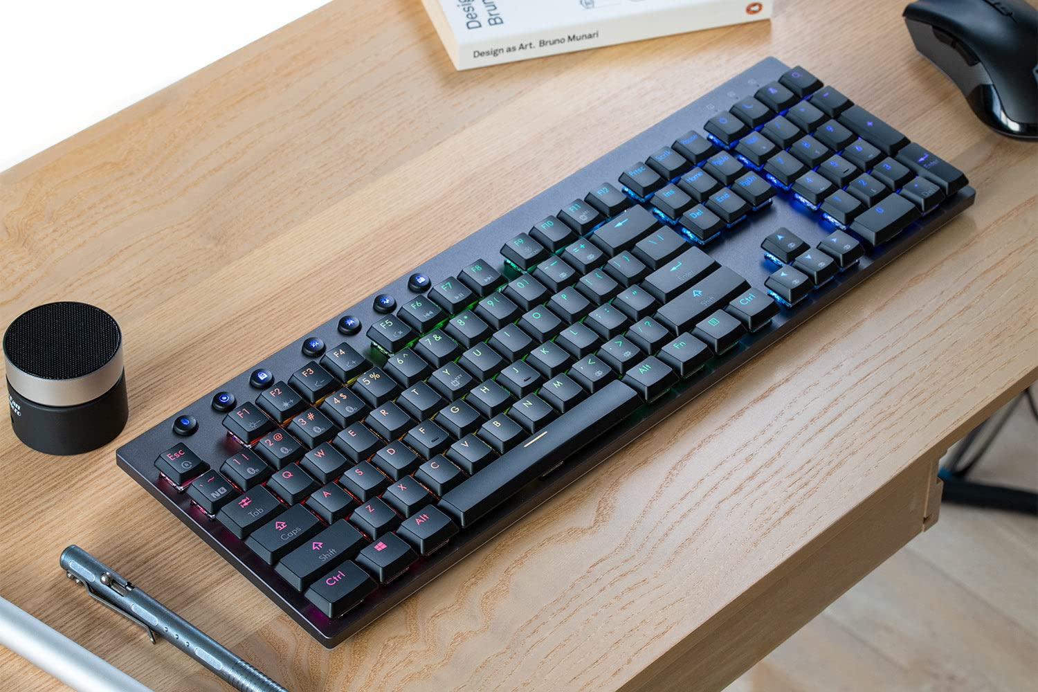 Hexgears Venture β Low-Profile Bluetooth Mechanical Keyboard Grey/Choc Brown