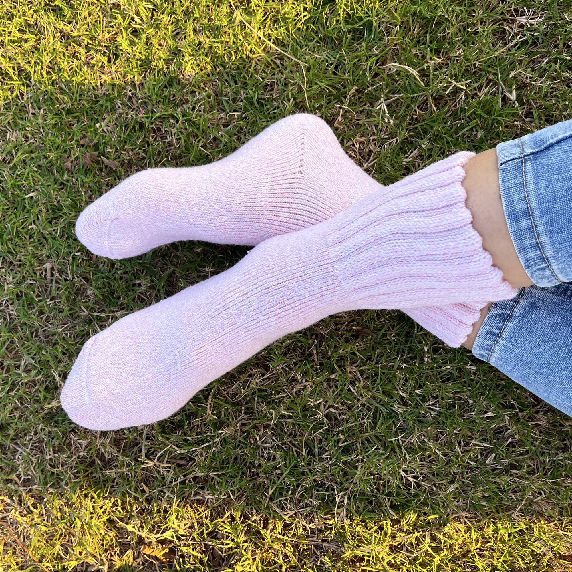 Fraobbg 3 Pack Women Heavy Thick Wool Socks Thermal Hiking Warm Comfort Winter Crew Socks