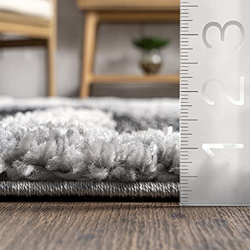 nuLOOM Saveah High Low Soft Shaggy Moroccan Diamond Tassel Area Rug, 4x6, Grey