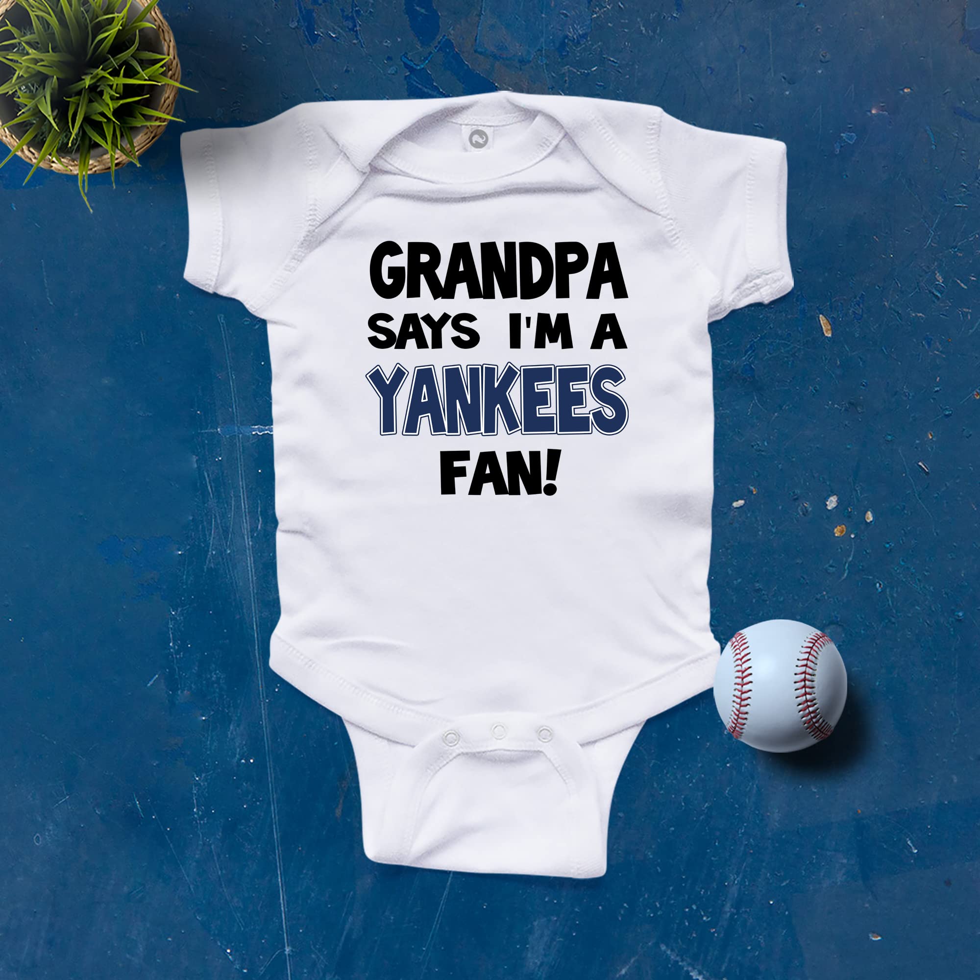 NanyCrafts Baby's Grandpa says I'm a Yankees Fan Bodysuit 3 Months Navy