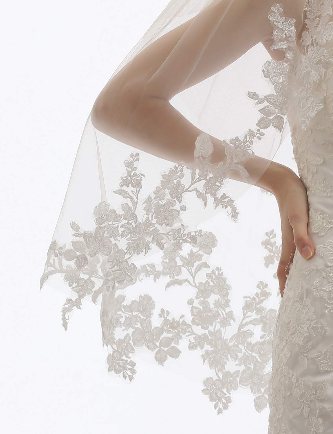 ELAWBTY Womens 2 Tier Fingertip Length Short Lace Wedding Bridal Veil With Comb X07 Ivory