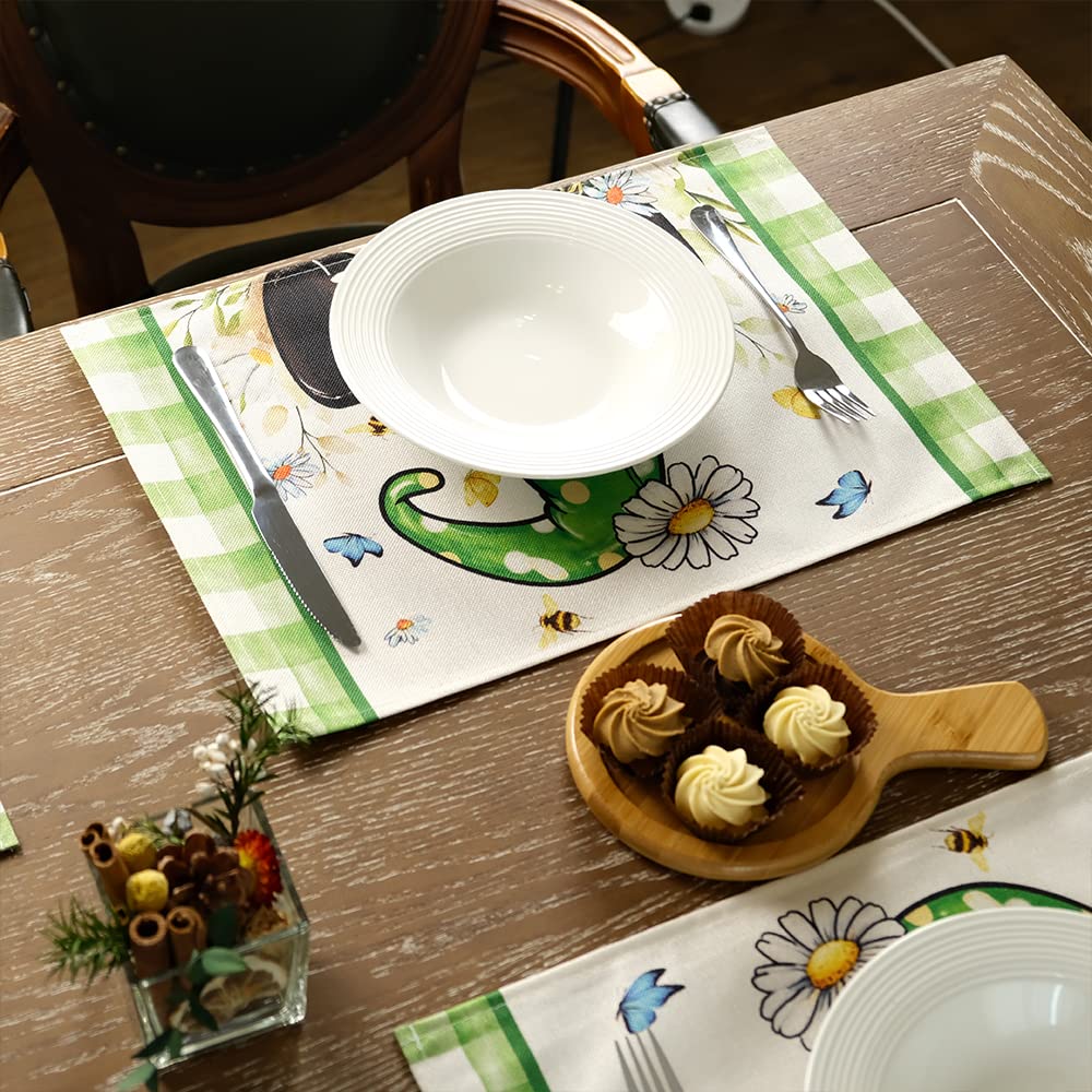 GEEORY Daisy Spring Placemats 12x18 Inch Set of 4 Flowers Gnome Farmhouse Rustic Holiday Kitchen Dining Table Decoration for Indoor Outdoor Dinner Party Décor