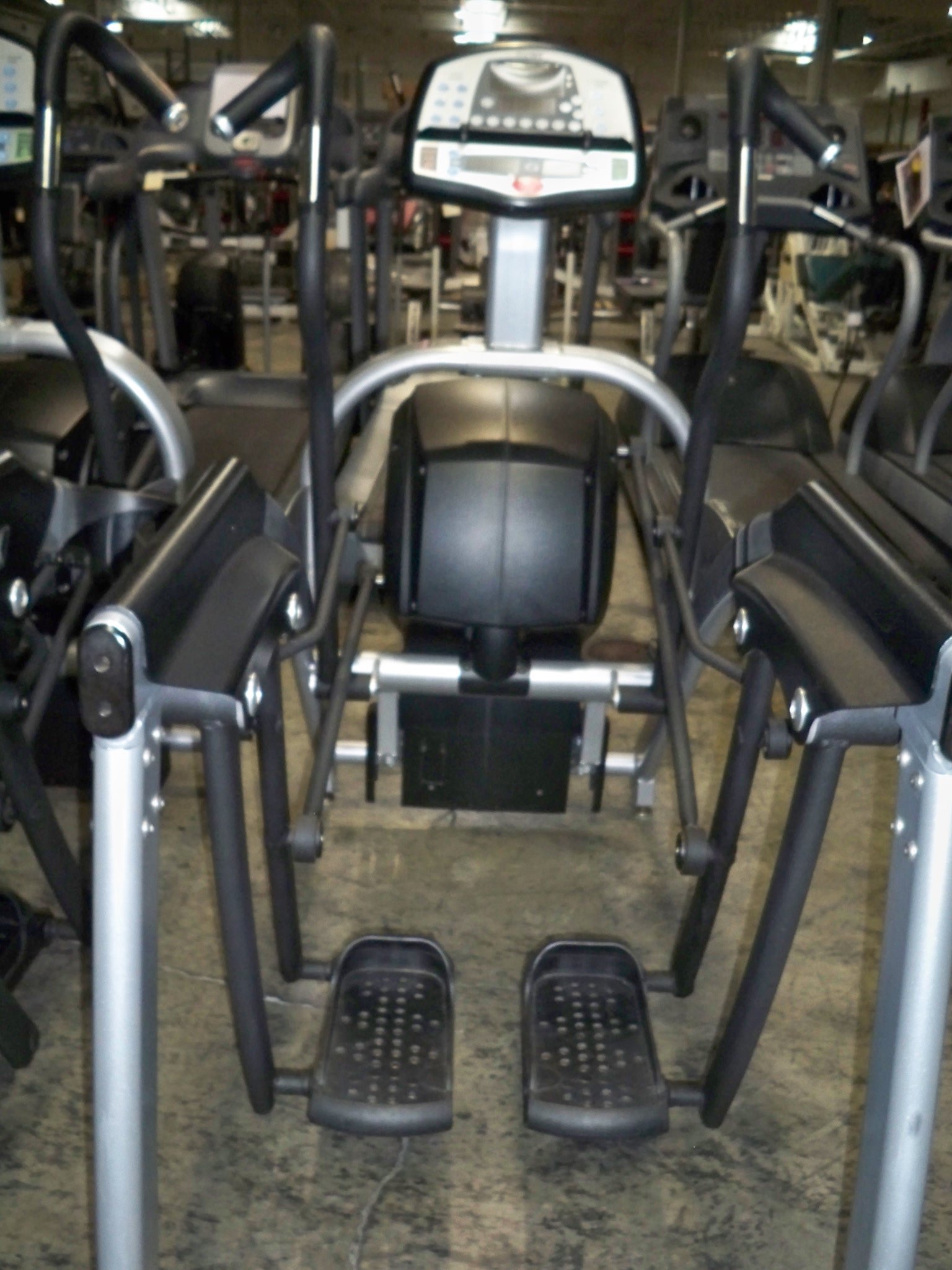 Cybex Arc Trainer 610A (Certified Refurbished)