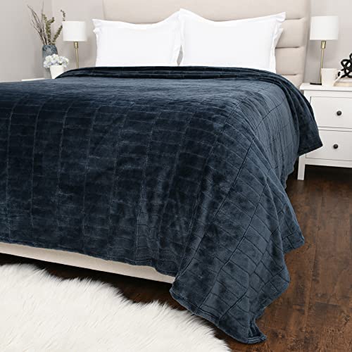 Life Comfort Cozy Textured Lightweight Throw, 90"x90" 100% Recycled Fibers Eco-Friendly Queen Size Super Soft Soft All Season Premium Comfort Blanket for Bed or Couch, Blue