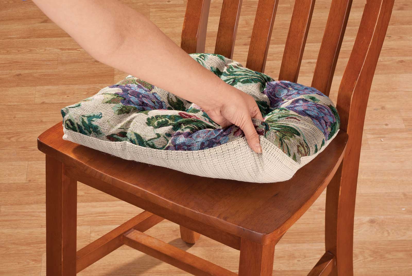 Fox Valley Traders Tapestry Tufted Chair Pad