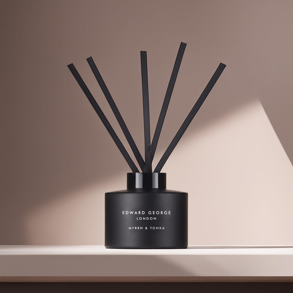 Edward George Reed Diffusers for Home Rose Oud Fragrance Oil Reed Diffuser Set with 10 Oil Diffuser Sticks, 5.6 fl oz