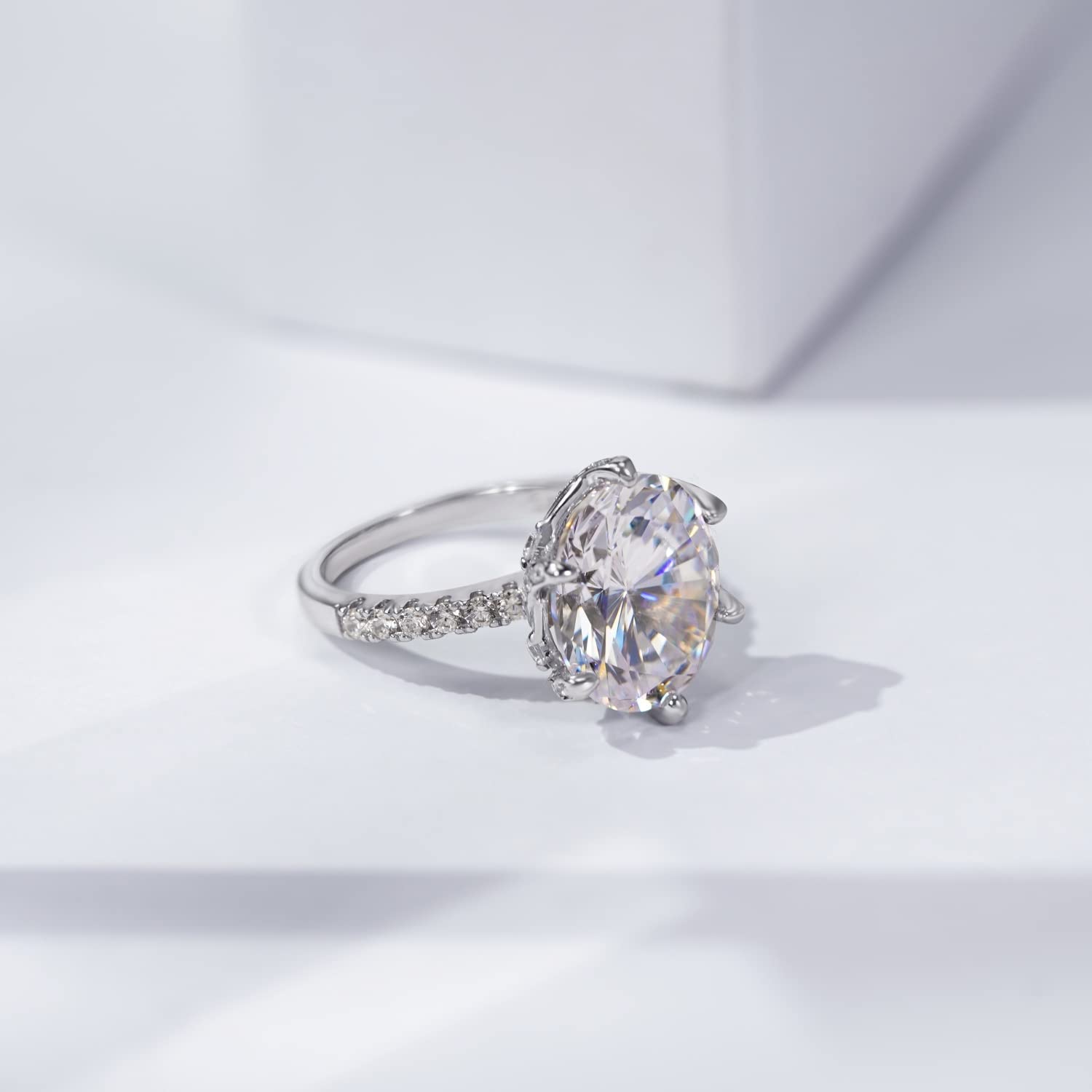 DIAMONBLISS Platinum Plated Silver Celebrity Kourtney with Cubic Zirconia Cocktail Ring (7)