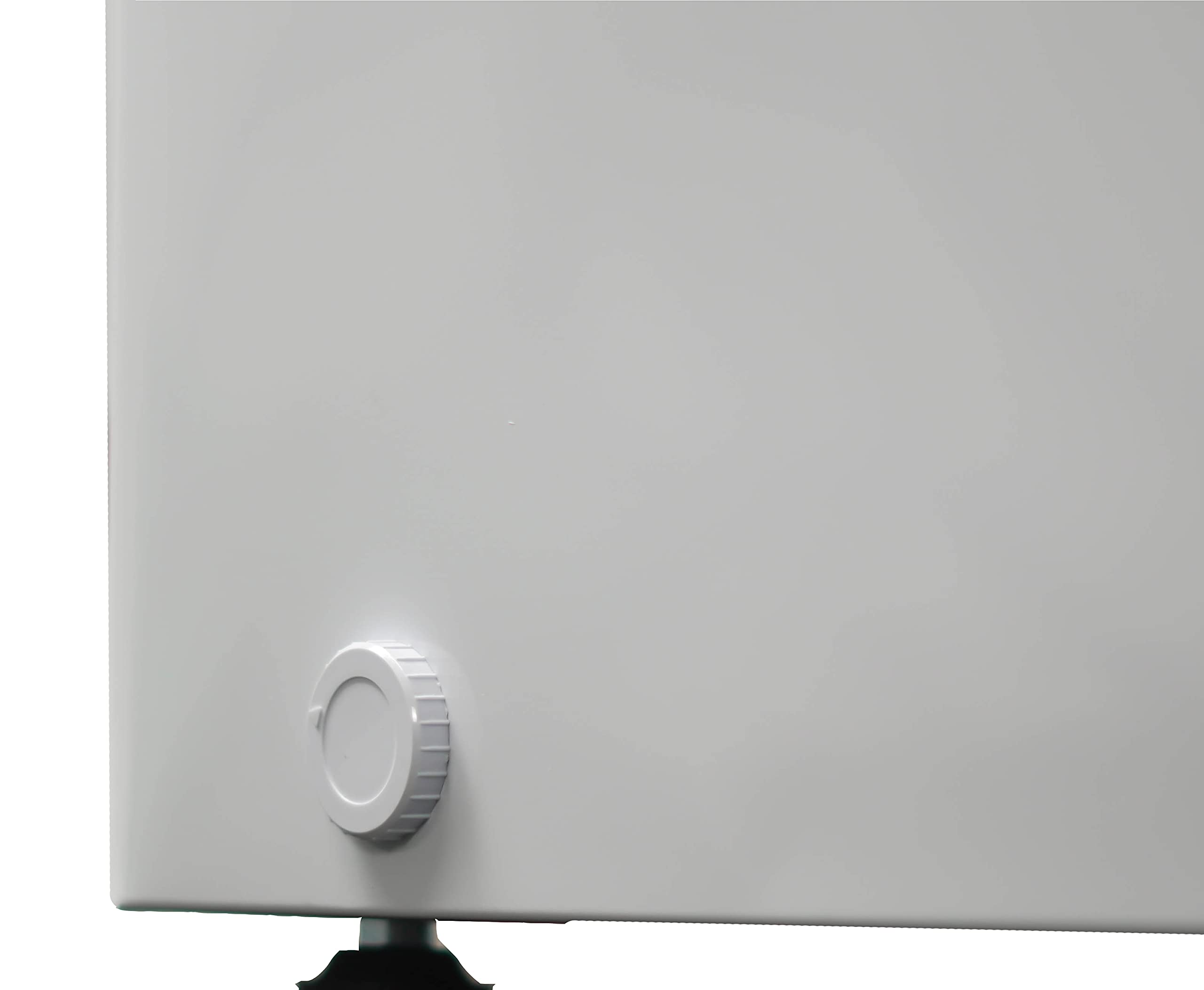 Danby DCF072A3WDB-6 7.2 Cu.Ft. Garage Ready Chest Freezer with Basket and Front-Mount Thermostat, in White
