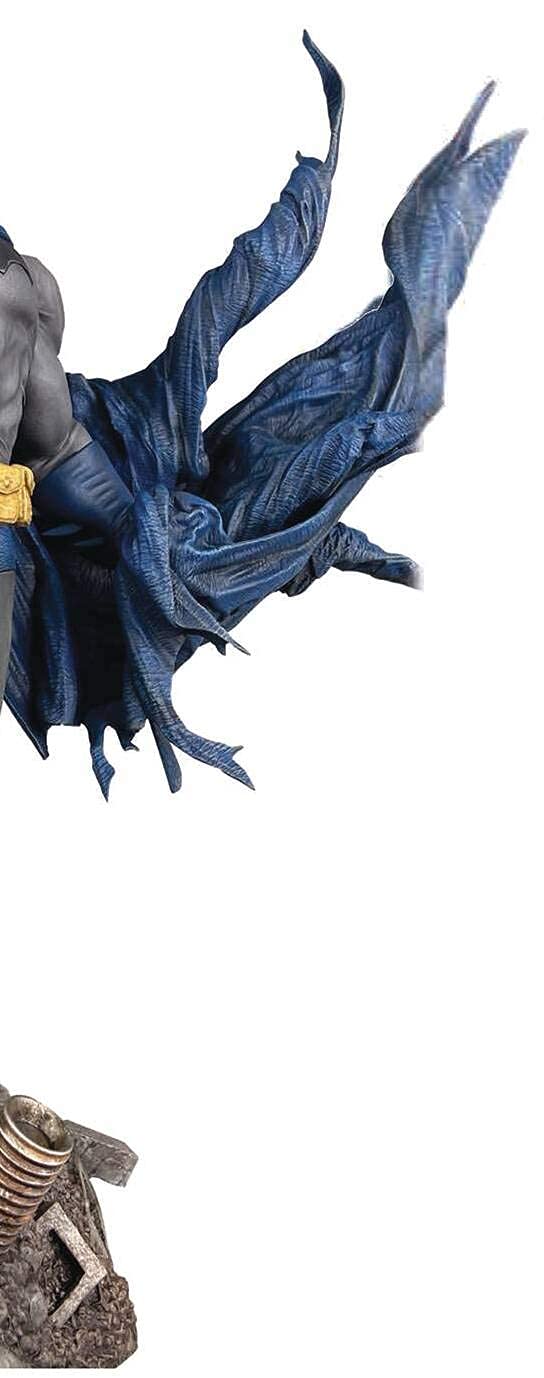 DIAMOND SELECT TOYS DC Gallery: Batman Defiant PVC Figure, Mulitcolor, 10 inches