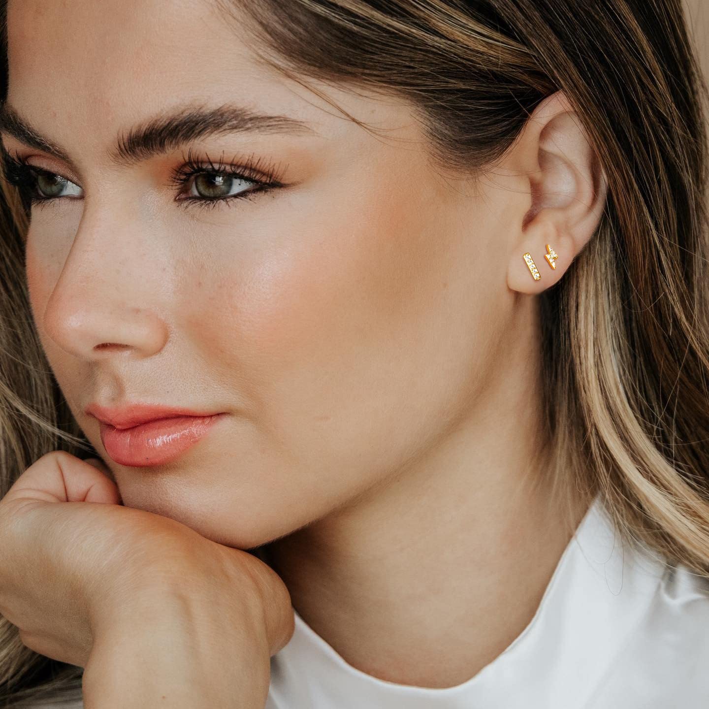 Dochais 6 Pairs Sterling Silver Stud Earrings for Women Men,14K Gold Plated Small Stud Earrings, Hypoallergenic Tiny Lightning Bolt Bar Circle CZ Stud Earrings Set
