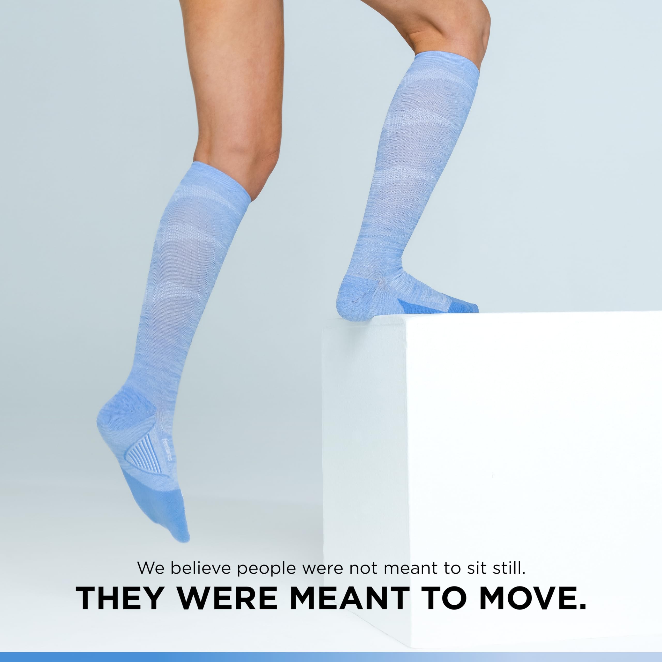 Feetures Graduated Compression Light Cushion Knee High - Compression Socks for Men & Women - Running & Athletic Recovery - Medium, Buckle Up Blue