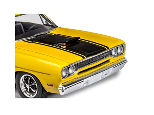 Revell 14531 '70 Plymouth Road Runner 1:24 Scale 77-Piece Skill Level 5 Model Car Building Kit