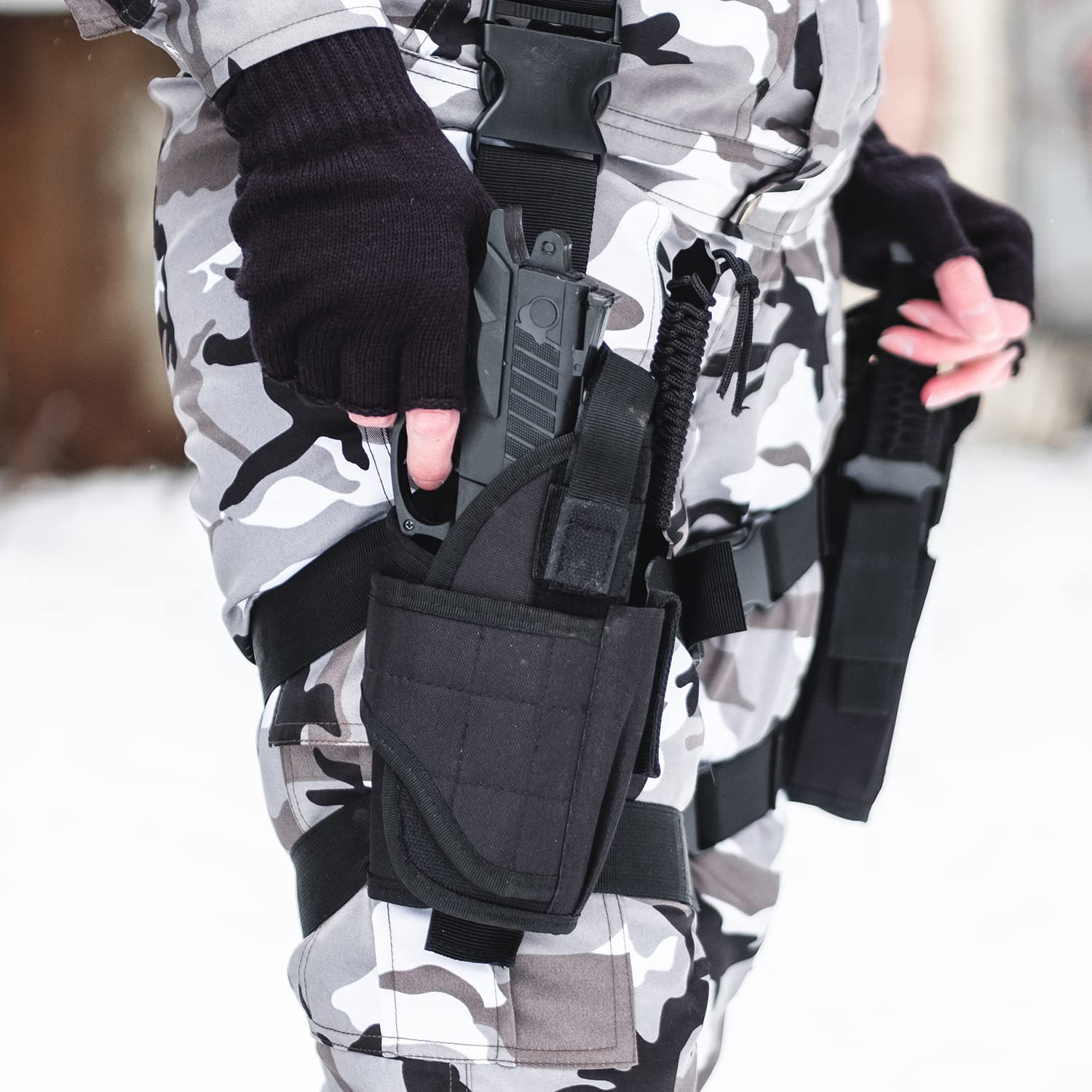 Drop Leg Holster, Thigh Holster, Tactical Holster, Leg Holster for Pistols, Universal Airsoft Right/Left, IWB/OWB 9mm Holster for Concealed Carry with Magazine Pouch - Black, Right Handed Drop Holster