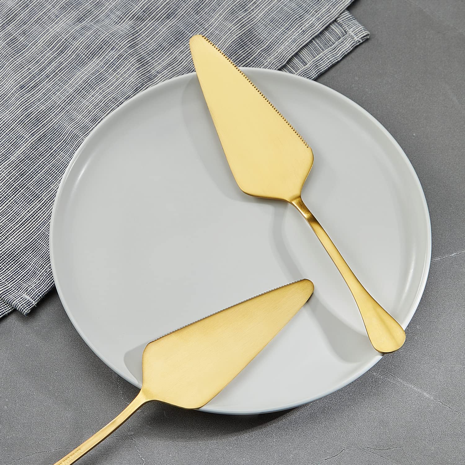 Gold Pie Server Stainless Steel, HOFTEN Cake Pie Pastry Server Set of 5, Professional Dessert Server For Cake Cheese Pie Pizza and more, Serrated Cake Knife (8.93inch Length)
