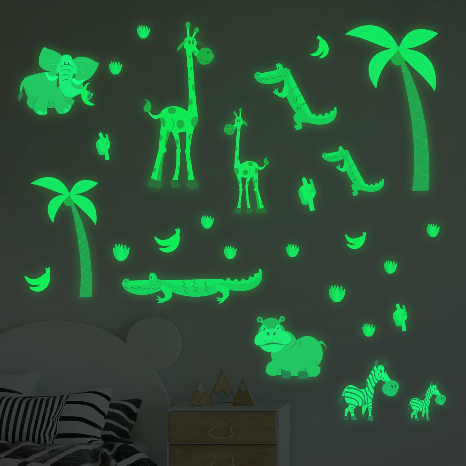 Glow in The Dark Crocodile Giraffe Zebra Tree Wall Stickers Various Cute Carton Animals Decorations for Kids Bedroom