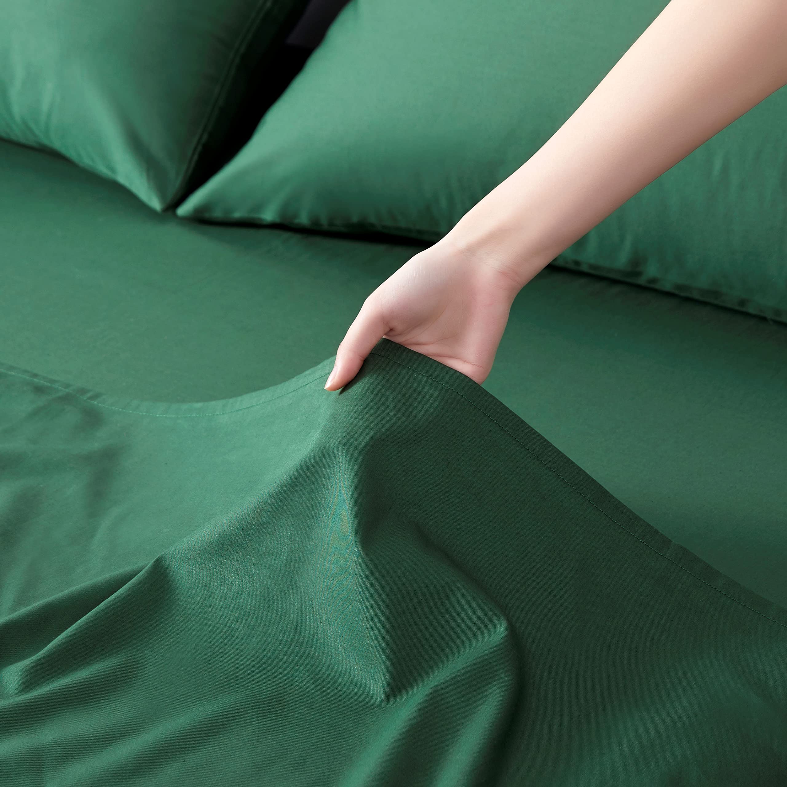 Entisn 4pcs 600 Thread Count 100% Cotton Sheets for Queen Size Bed, Dark Green Bedding Sheets & Pillowcases, Hotel Luxury Bed Sheet with Elasticized 16" Deep Pocket, Ultra-Soft & Silky Sateen Weave
