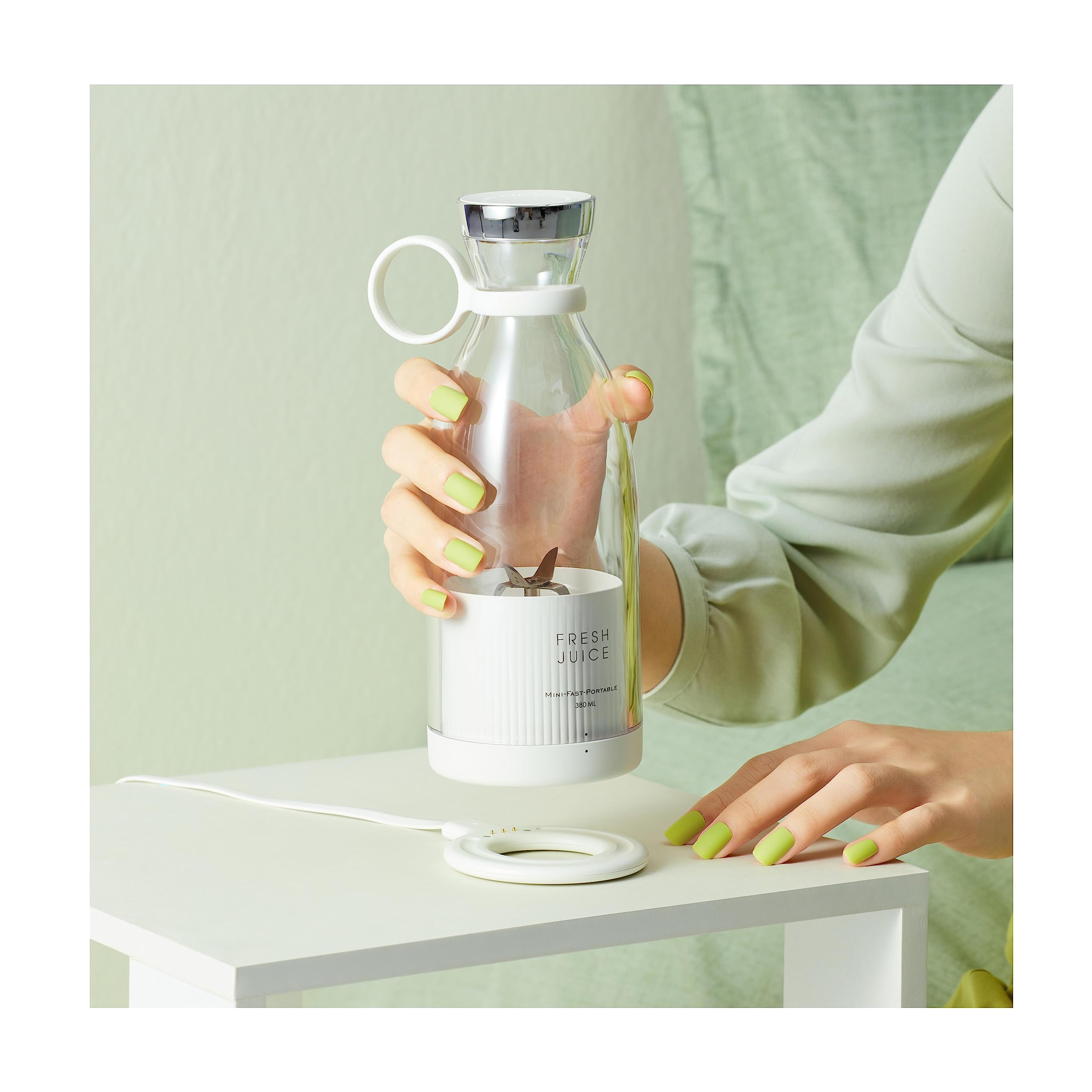OTPEIR Personal Size Blender Charger, Portable Blender Charger, Battery Powered USB Blender Charger (Black)