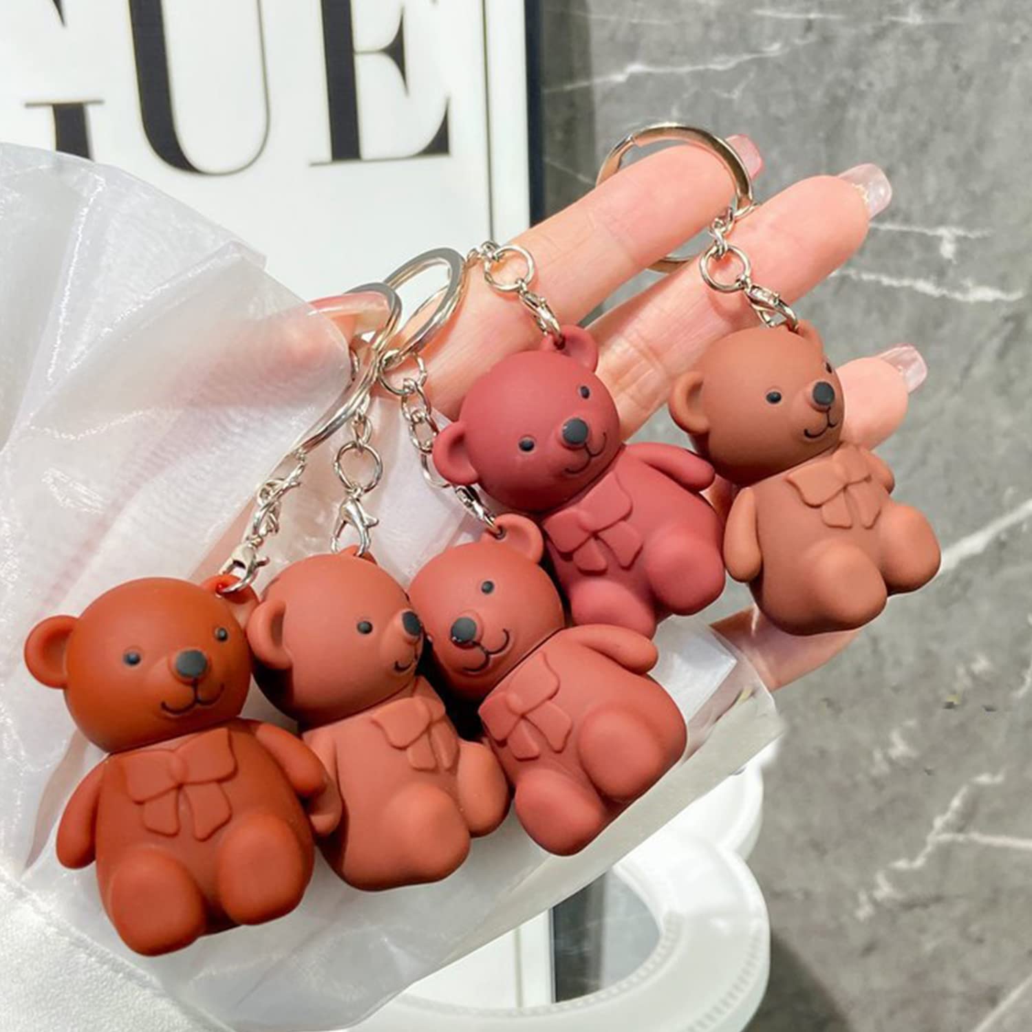 Fanxbox 6 Colors Cute Bear Lipsticks, 2 in 1 Key Chain Bear Lipstick, Matte Lipstick, Lip Plumper Makeup Set Kit, Velvet Waterproof Lip Makeup Gift Sets