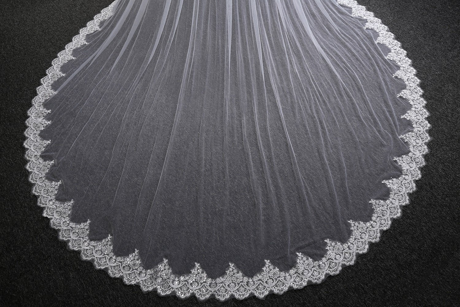 EllieHouse Women's 2 Tier Cathedral Lace Ivory Wedding Bridal Veil With Comb HL08IV