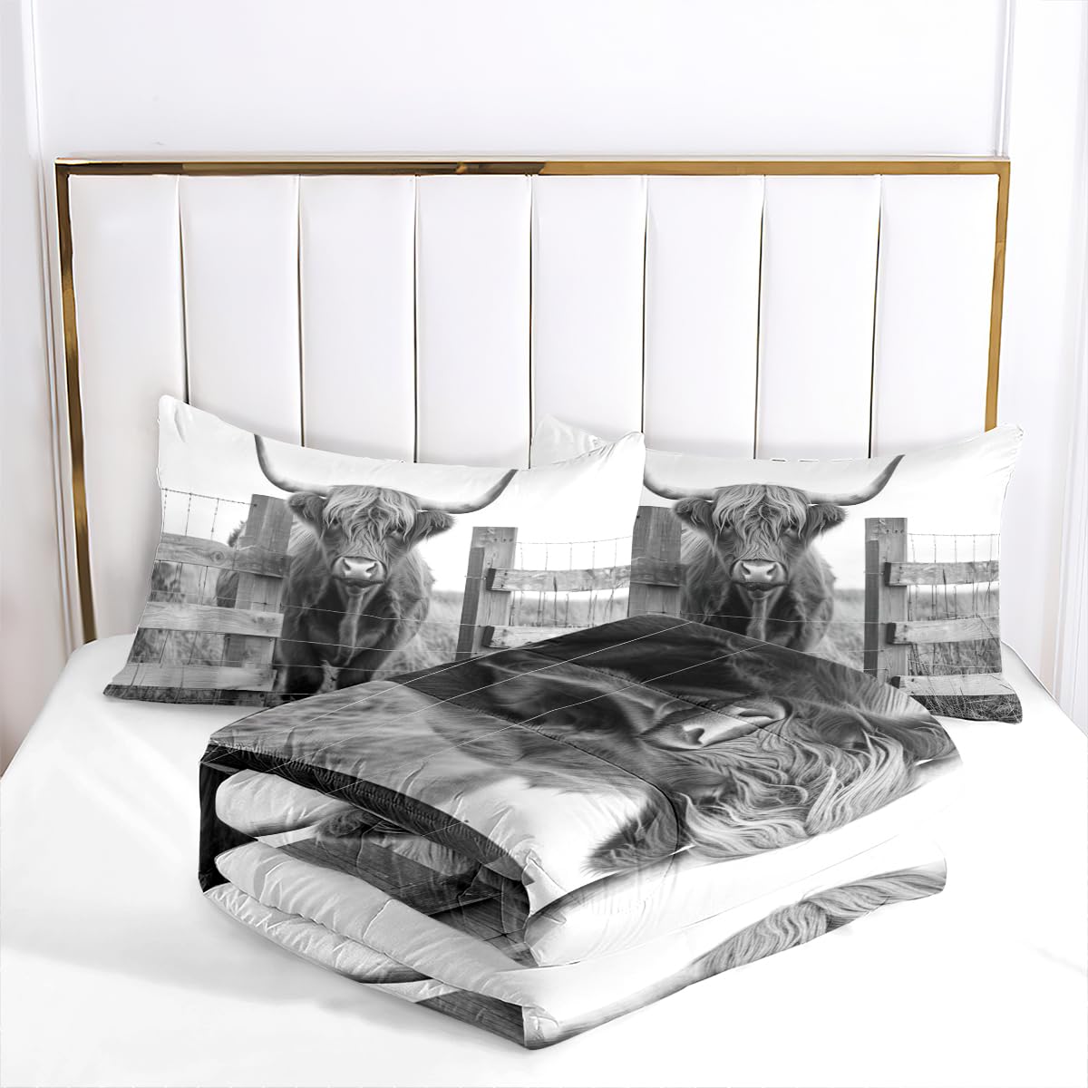 Menkala Grey Cow Queen Size Bedding Set,Highland Cattle Comforter Set for Men Women,Farmhouse Bull Down Alternative Comforter,3Pcs Comforter Breathable Warm Room Collection