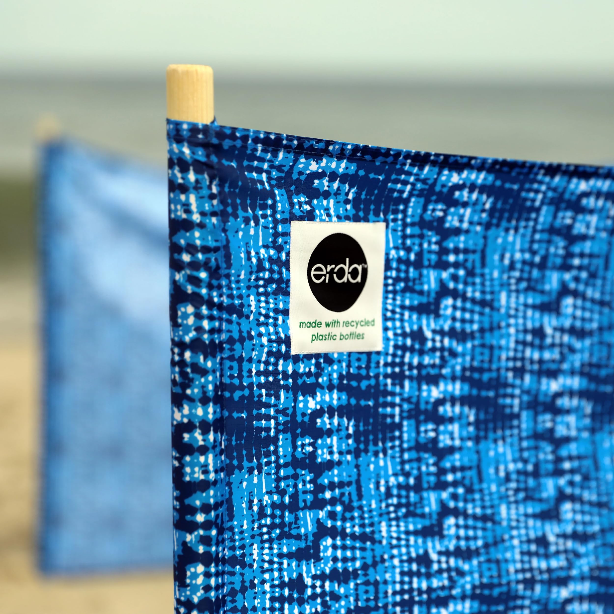 erda Tide Dye Pro Beach Recycled Polyester Rip-Stop 20 ft Lightweight Windscreen, Privacy Screen, Wind Blocker, Free Matching Shoulder Bag (New Mahogany Wood Poles)