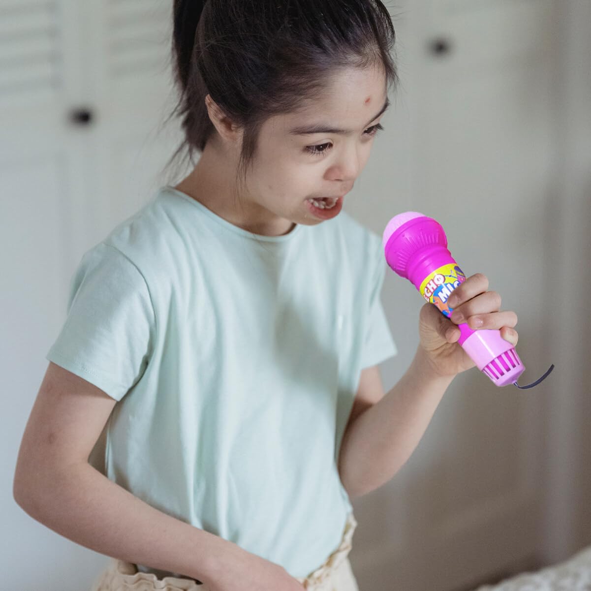 Totority Microphone Kids Echo Microphone for Kids: 3pcs Voice Amplifying Microphone Toy for Kids and Toddlers Singing Speech Communication (Random Color) Toddler Microphone