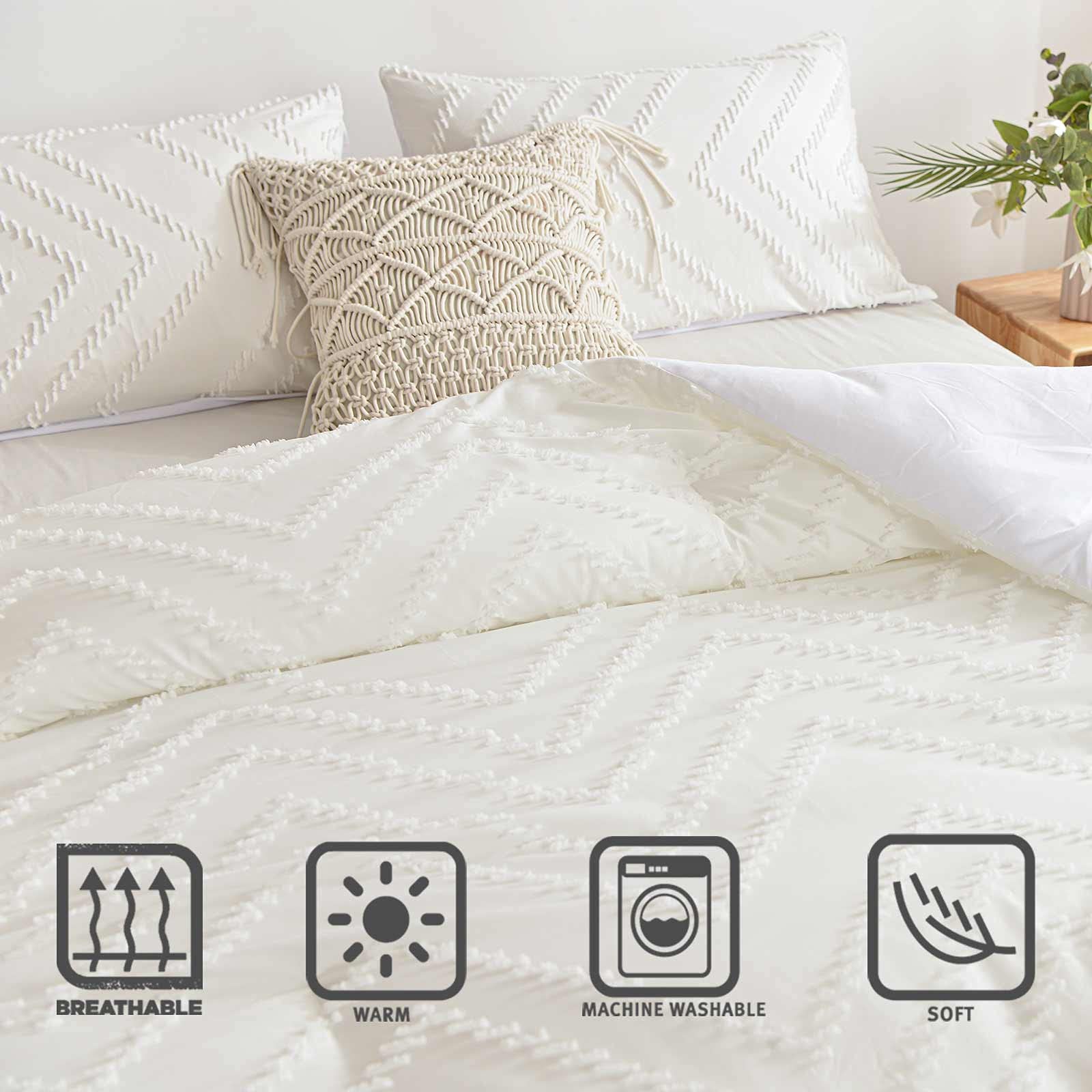 Nanko Full Comforter Set Dark Green Tufted Jacquard Boho Soft Shabby Chic Reversible Down Alternative Microfiber Bedding - All Season Duvet Bohemia Bed Sets Women Men Size 80 x 90 3pc, Forest Green