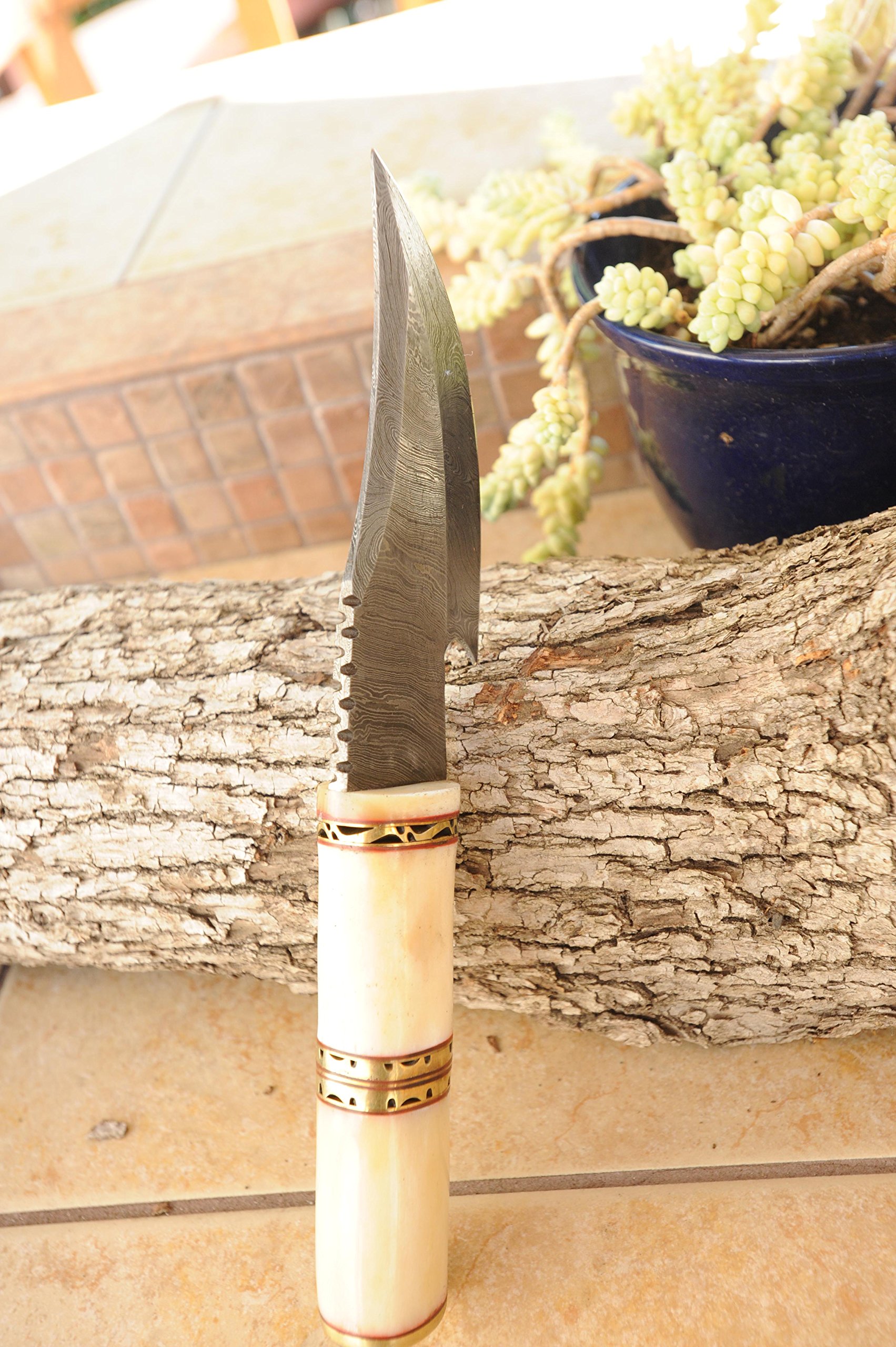 DKC Knives DKC-817 Katmandu Damascus Steel Hunting Knife 13.5oz 5.5" Blade 10.5" Long