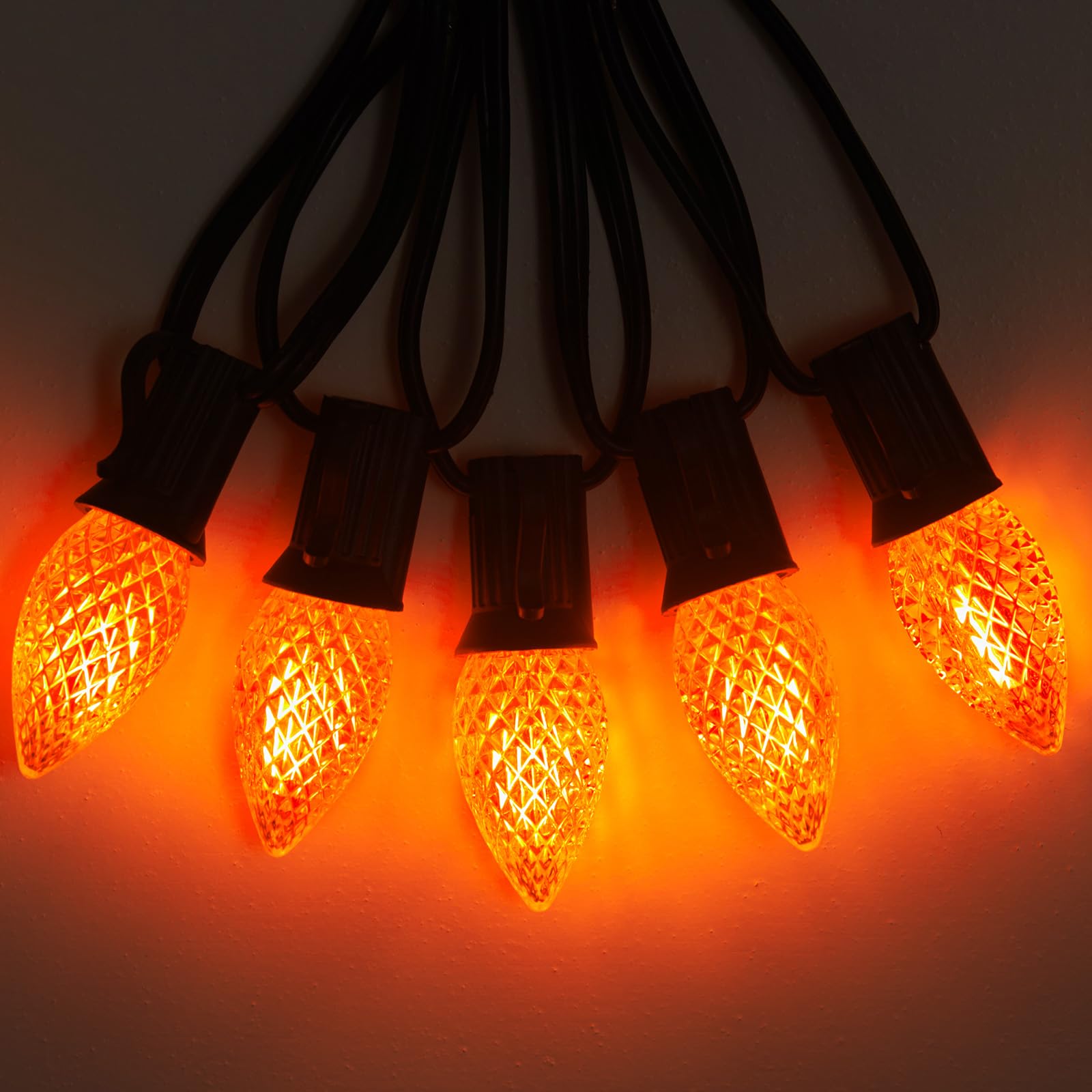 Minetom 25 Pack Halloween C7 Led Replacement Lights Bulbs, C7 Shatterproof C7 Replacement LED Lights for Halloween String Lights, E12 Candelabra Base, Commercial Grade Dimmable Holiday Bulbs, Orange