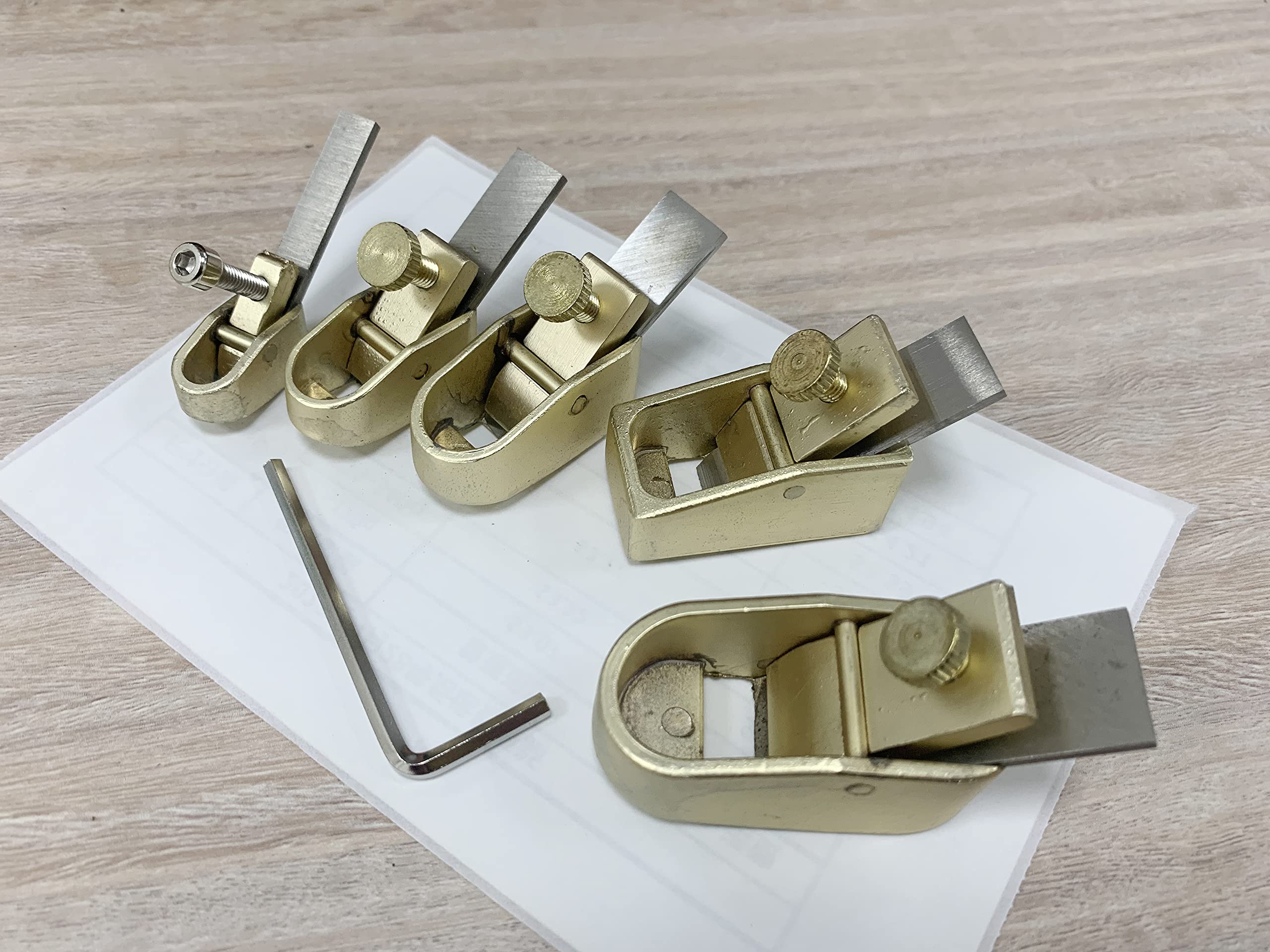 FarBoat Set of 5 Pcs Violiln Thumb Planer with 7-16mm Blades Mini Wood Planer Micro Woodworking Planer for Violin Viola Cello Wooden Instruments Making