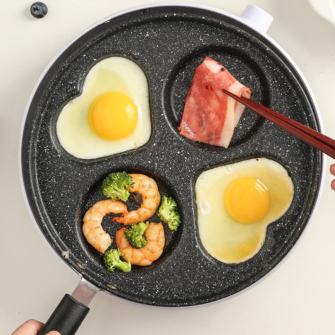 QNCIGER 9.7 "4-Hole Frying Pan Nonstick, Heart-Shaped Pancake Pan, Breakfast Egg Frying Pan Suitable for Gas Stove and Induction Cooker (Black)