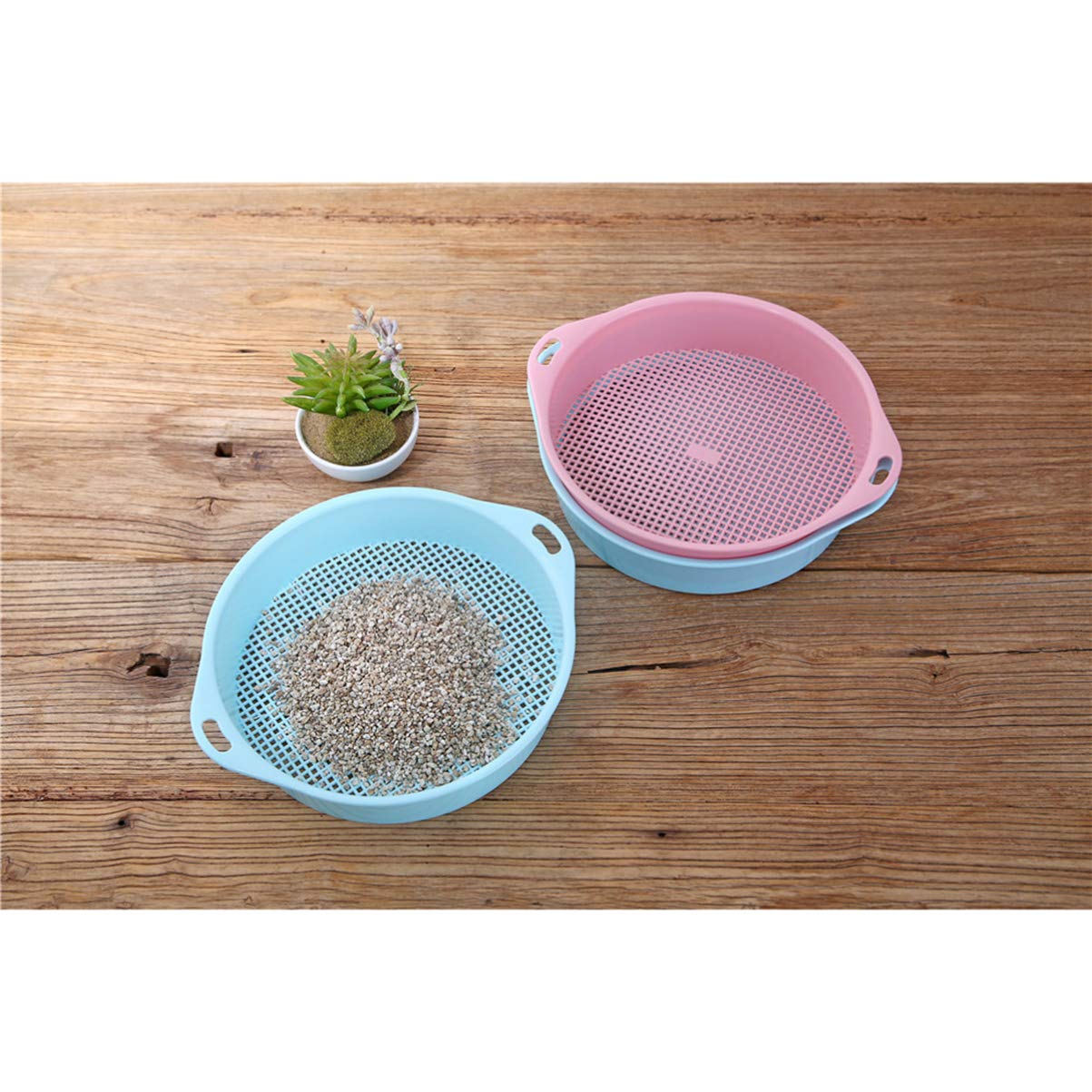Garden Sieve Plastic Riddle Soil Sieve Soil Sieve Mesh Filter Dirt Sifter with Handle Bonsai Gardening Tool Garden Trapping Supplies Pink