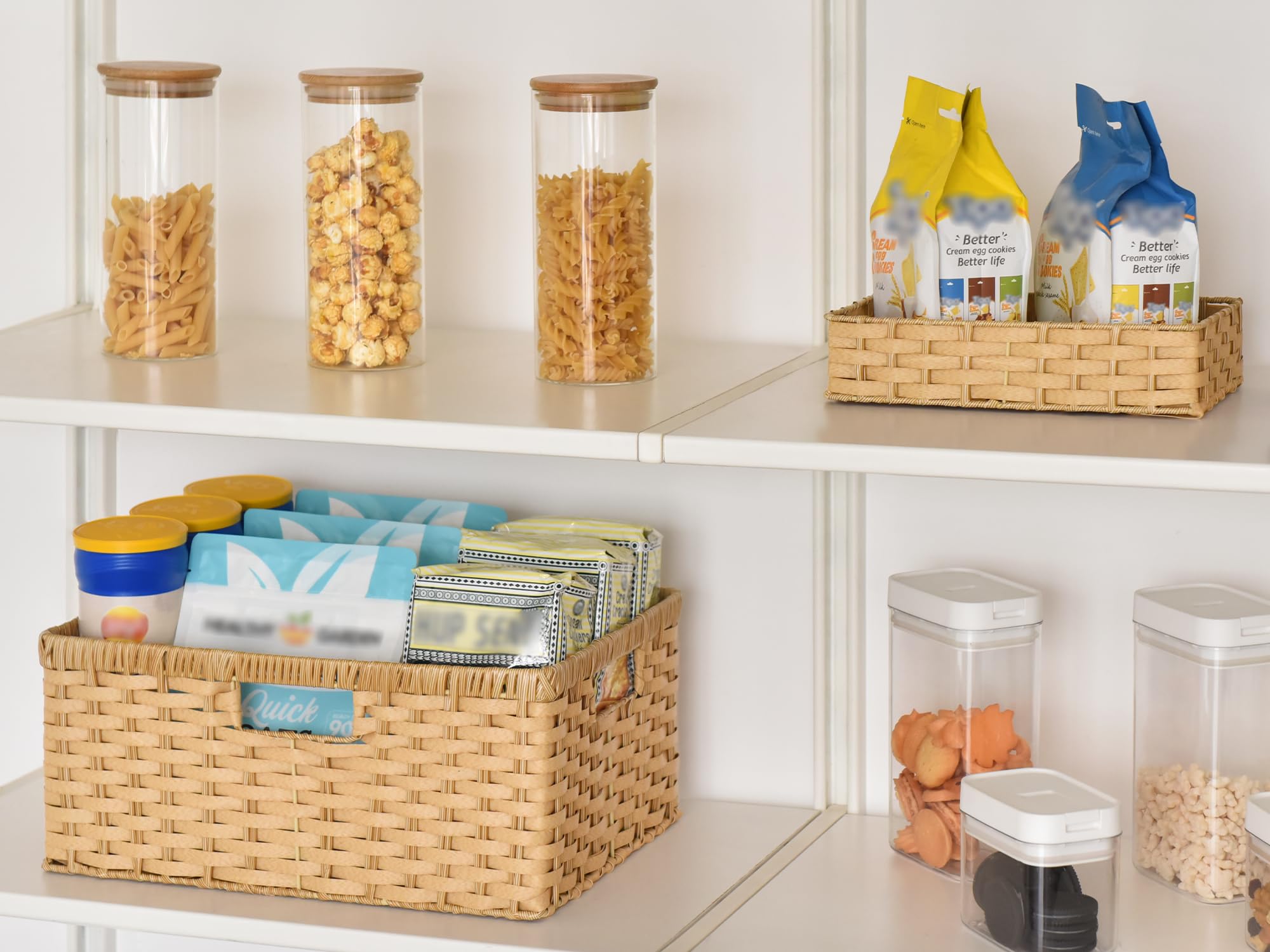 Labcosi Large Wicker Basket, Plastic Wicker Storage Basket, Wicker Storage Basket for Bathroom, Plastic Storage Bin with Built-in Handles, Natural Tan, 15 "L x 11 "W x 6.75 "H, 1 Pack