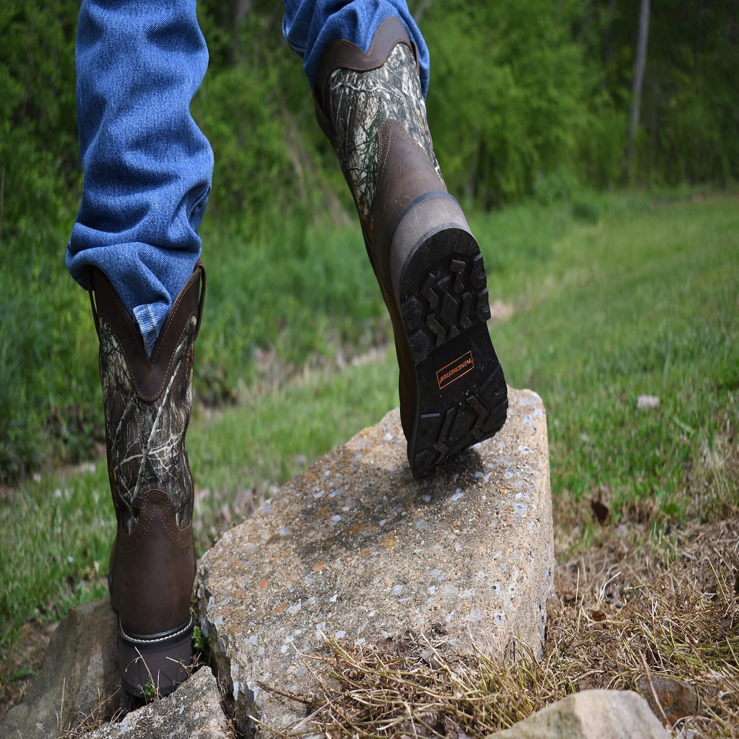 FROGG TOGGS Men's Winchester Pioneer Wellington, Waterproof Leather Square Toe Pull-On Boot Hunting Shoe, Realtree Edge, 9.5