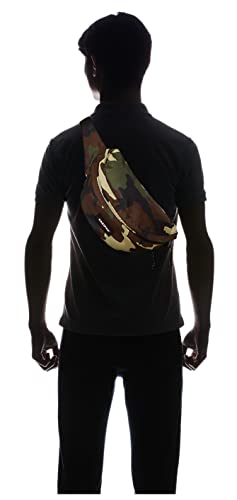 EASTPACK SPRINGER XXL Body Bag, Army