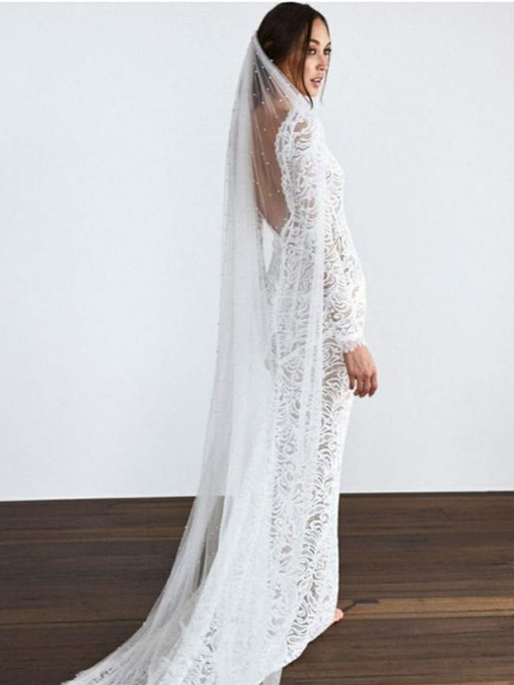 Latious Pearl Cathedral Bride Wedding Veils White 1 Tier Bridal Veil Long Veils with Comb for Brides and Women (White)