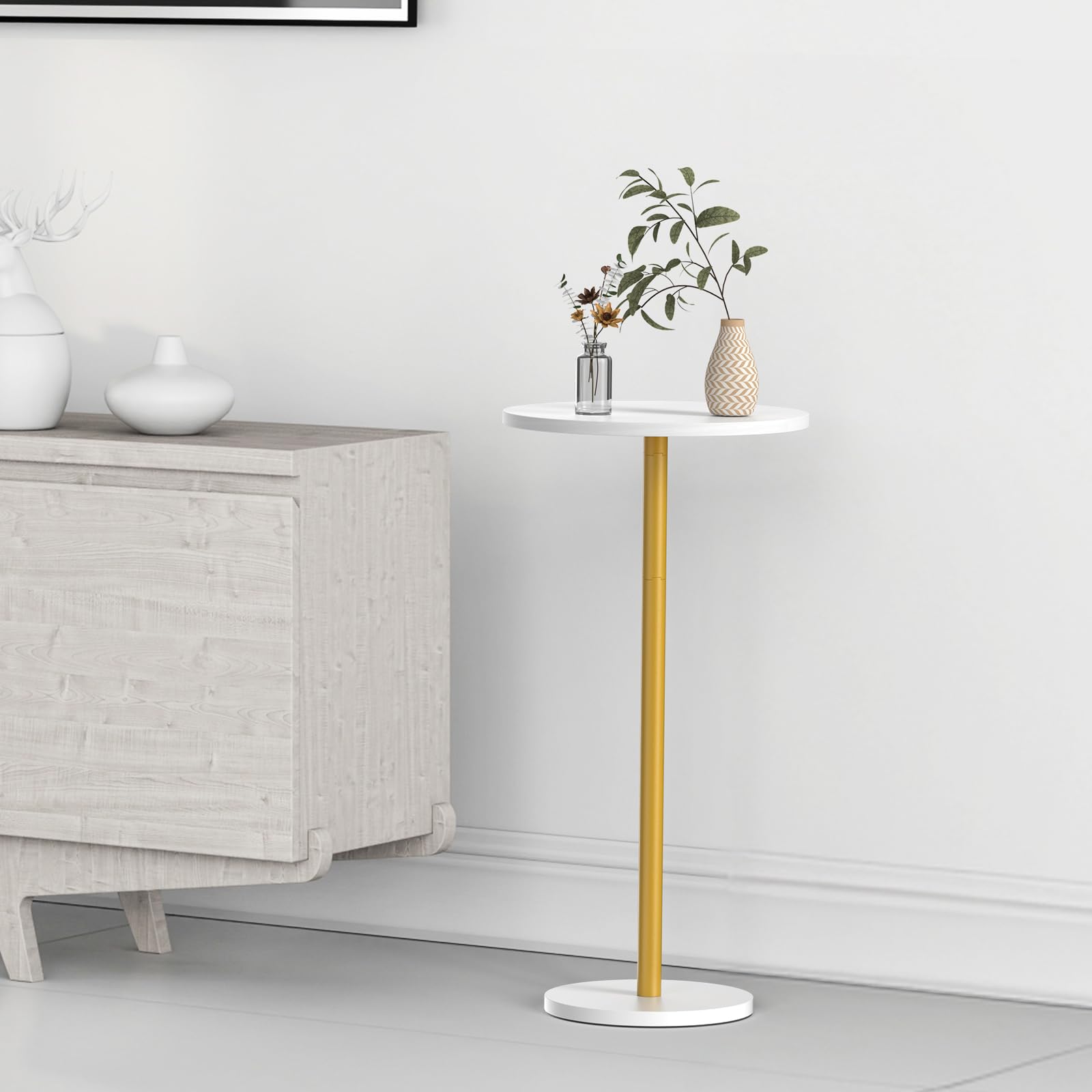 NOVIMANGO Small White Round Side Table Pedestal Table Drink Tables for Small Spaces Cocktail Pedestal End Table for Living Room Coffee Table Nightstand for Bedroom, Sofa and Balconty
