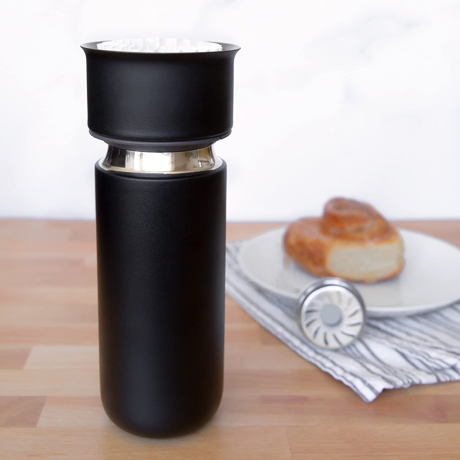 Fellow 16 oz Carter Move Travel Mug - Vacuum-Insulated Stainless Steel Travel Coffee Mug - Coffee Tumbler with Ceramic Interior and Splash Guard - Matte Black