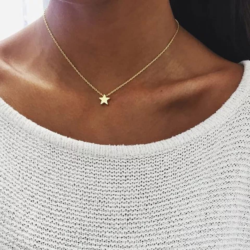 Gold star necklace
