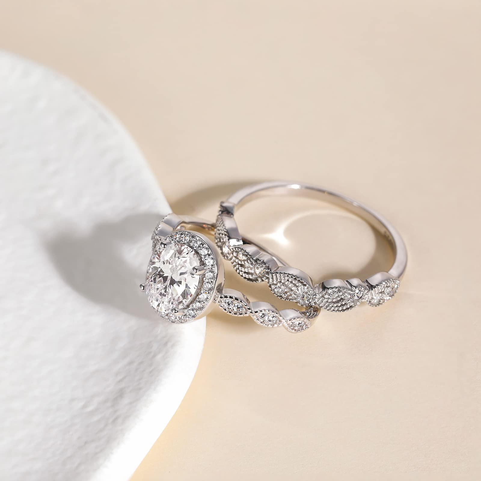 EAMTI 1.5CT 925 Sterling Silver Bridal Rings Sets Oval Cubic Zirconia Halo CZ Engagements Rings Wedding Bands for Women Promise Rings for her Size 7
