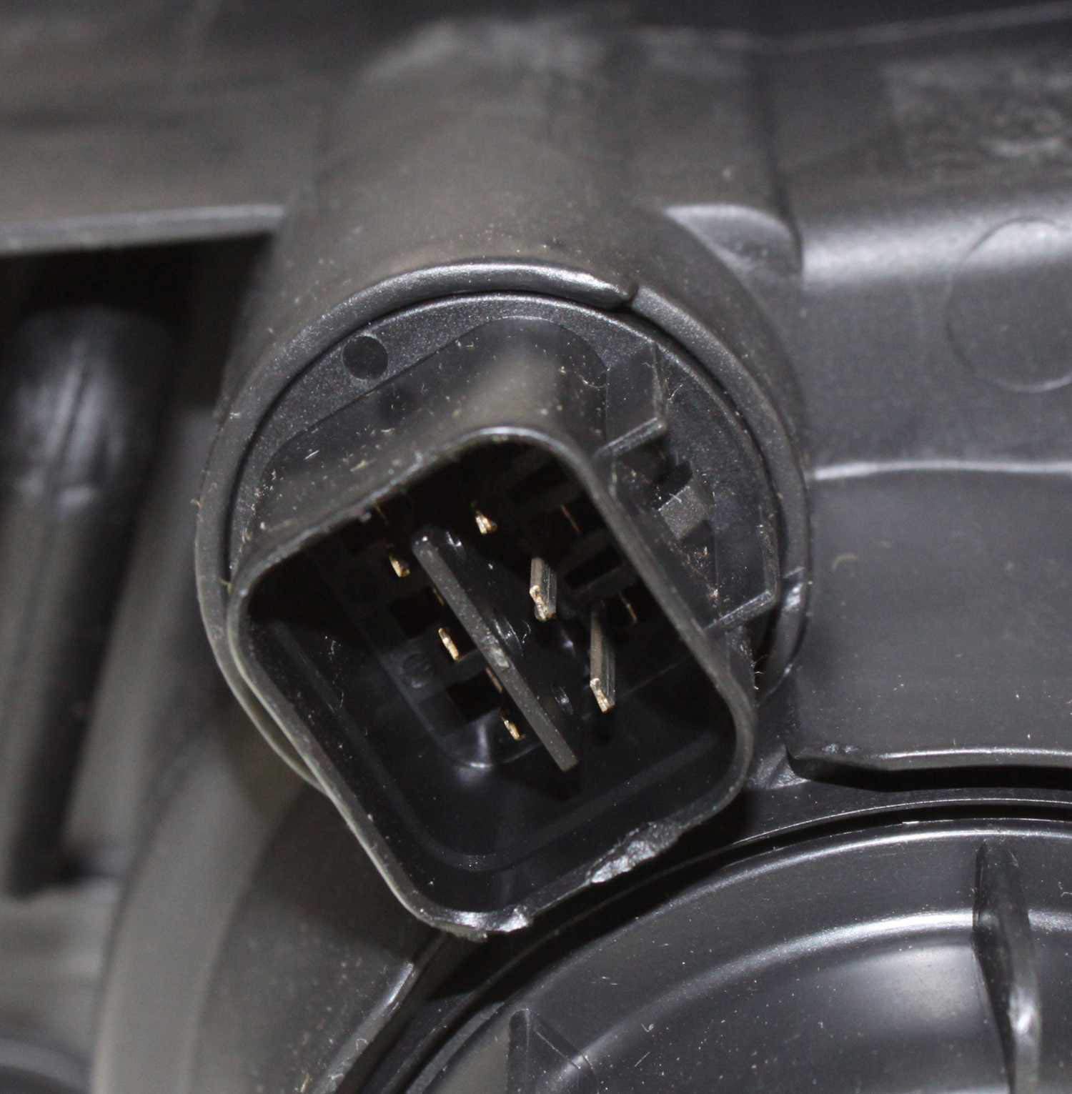 Garage-Pro Headlight Compatible with 2006 2007 2008 Hyundai Sonata Assembly With Bulb Set Driver and Passenger Side