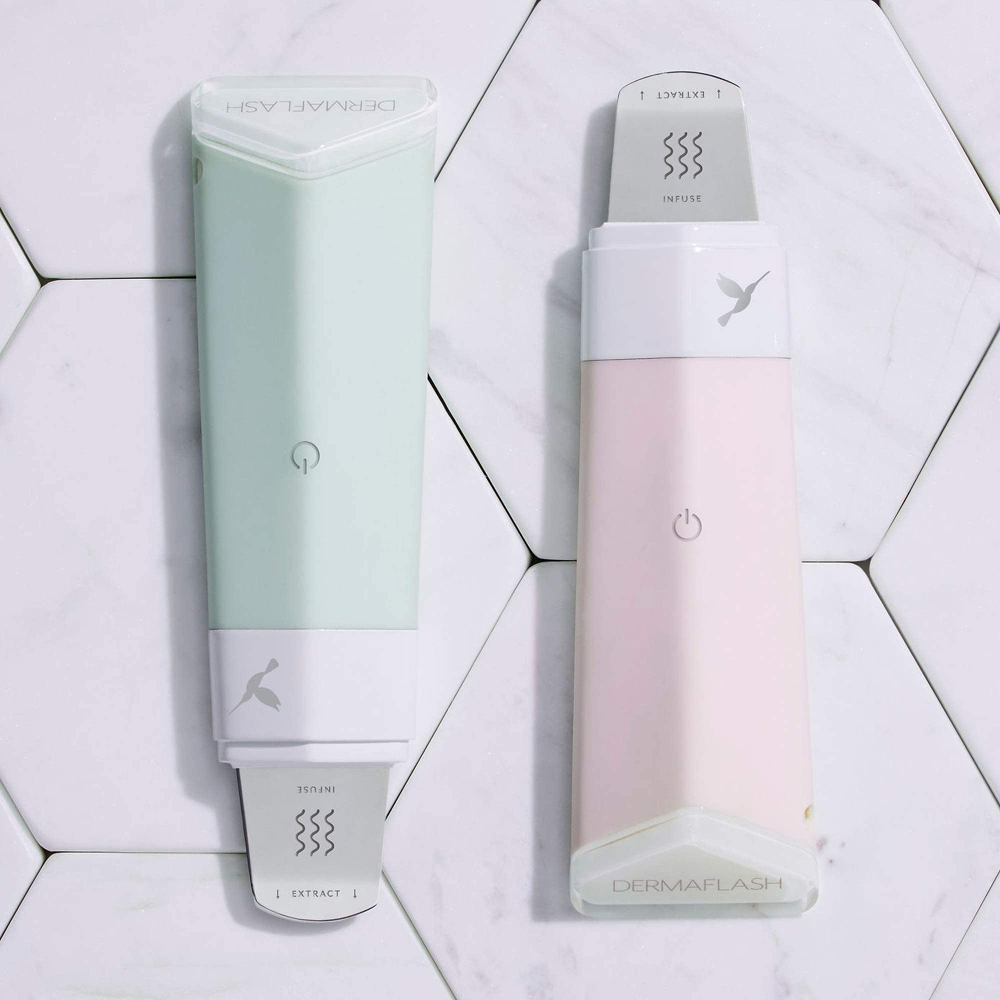 DERMAFLASH DERMAPORE Skin Care Device, Ultrasonic 2-in-1 Pore Extractor and Serum Infuser, Icy Pink