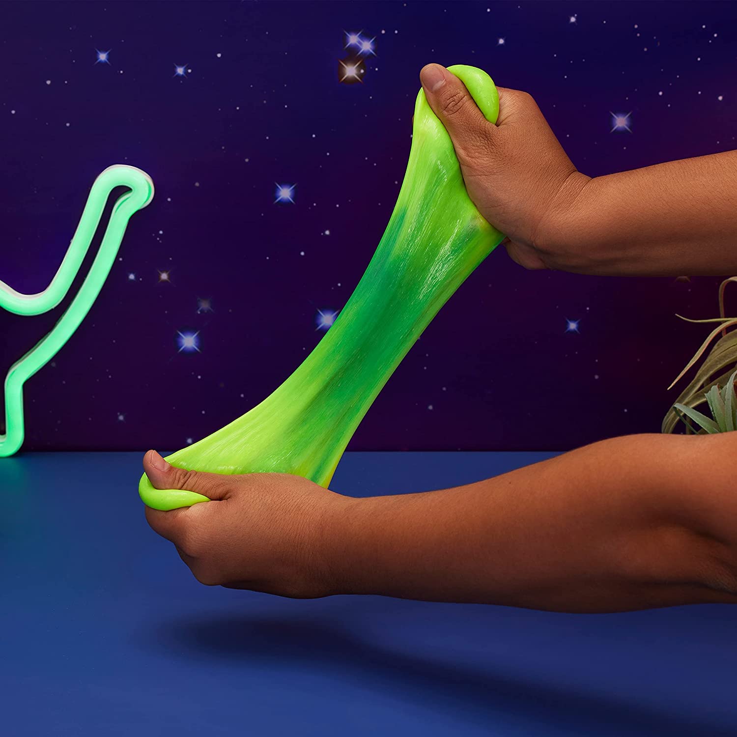 Elmer’s Glue Slime Kit, Dinosaur Night, Makes Color Changing and Glow in the Dark Slime, Includes Liquid Glue and Slime Activator, 4 Count