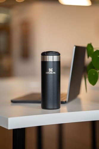 Stanley AeroLight Transit Bottle, Vacuum Insulated Tumbler for Coffee, Tea and Drinks with Ultra-Light Stainless Steel, 16 Oz, Hammertone Green