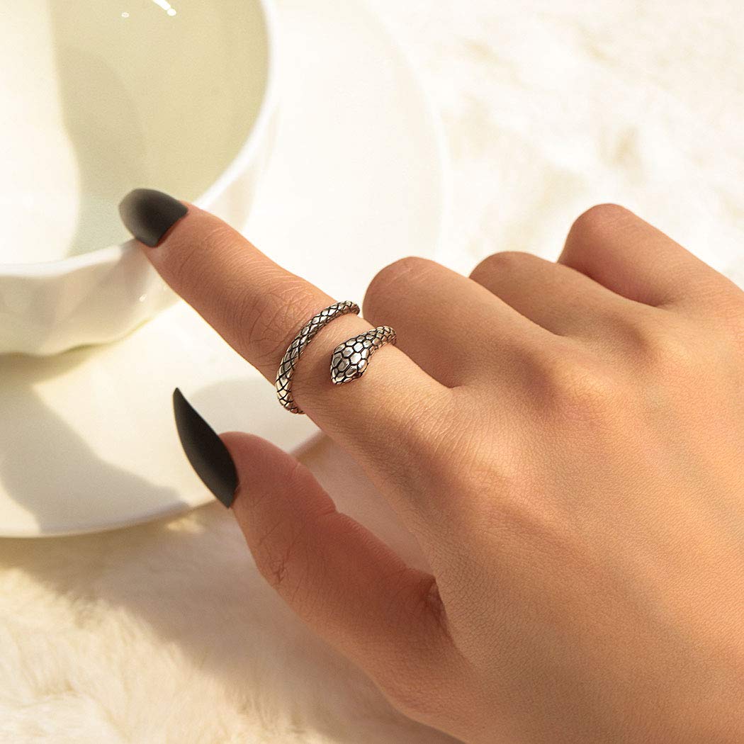 Fstrend Women's Statement Ring Silver Snake Vintage Band Ring Retro Stainless Steel Adjustable Open Rings Jewelry for Women and Girls