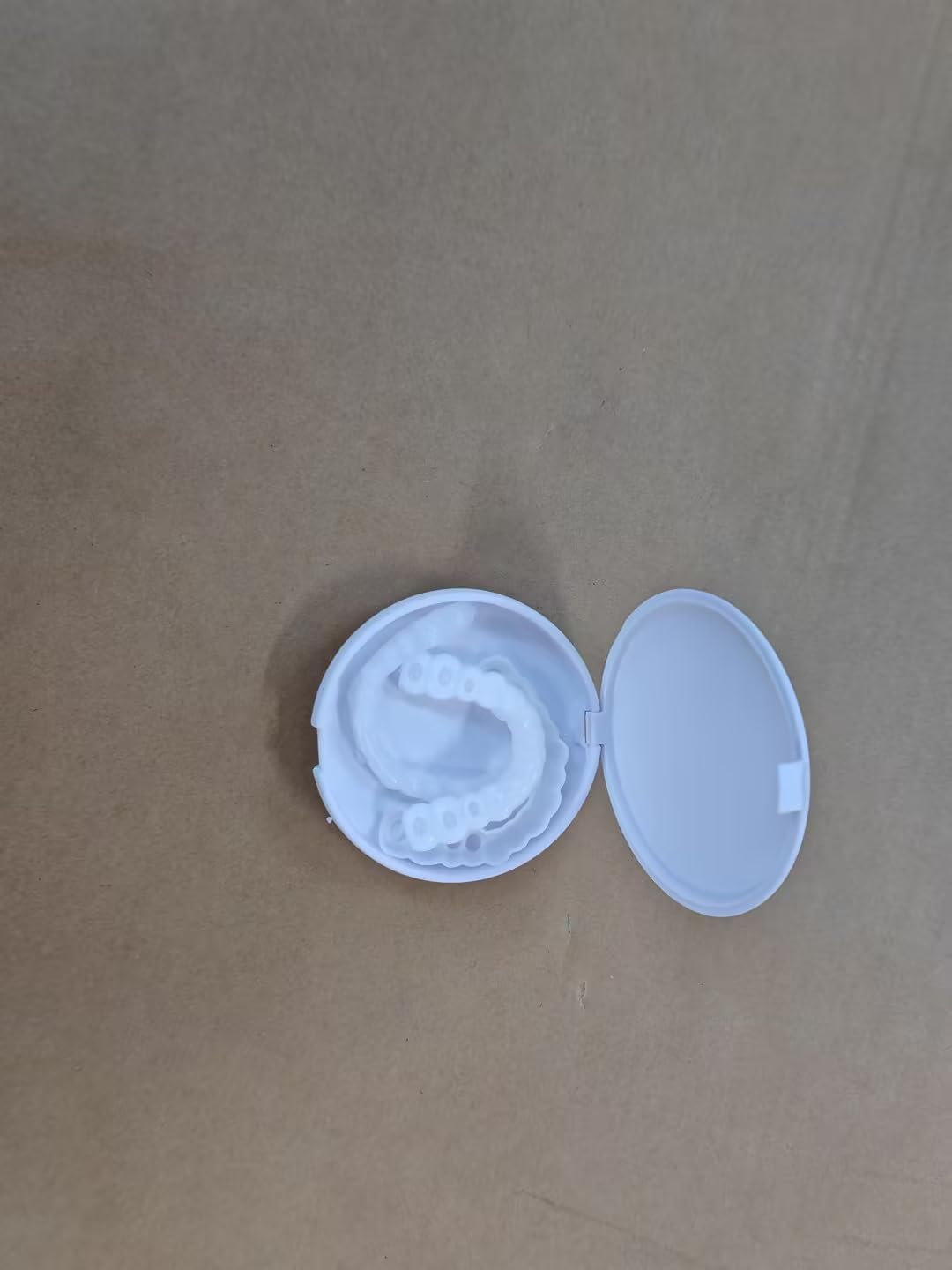 Teeth Veneers 2 Pieces Dental Veneers Fake Teeth Veneers Magic Teeth Brace Fake Top Teeth Customizable Temporary Fake Teeth White Instant Veneers Dentures with Mini Tweezer for Bad Teeth Whitening