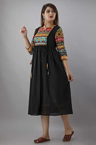 Women's Rayon Floral Printed Anarkali Kurti With Tassels (Black-Medium/38)